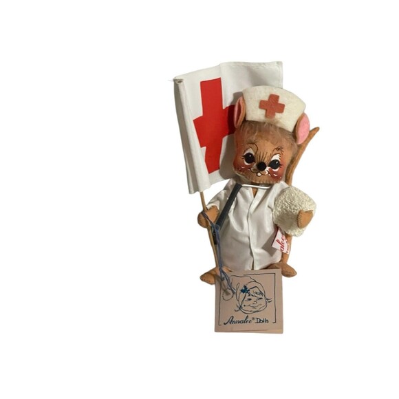 Annalee | Other | Vintage 991 Annalee Red Cross Tooth Mouse 7 Doll ...